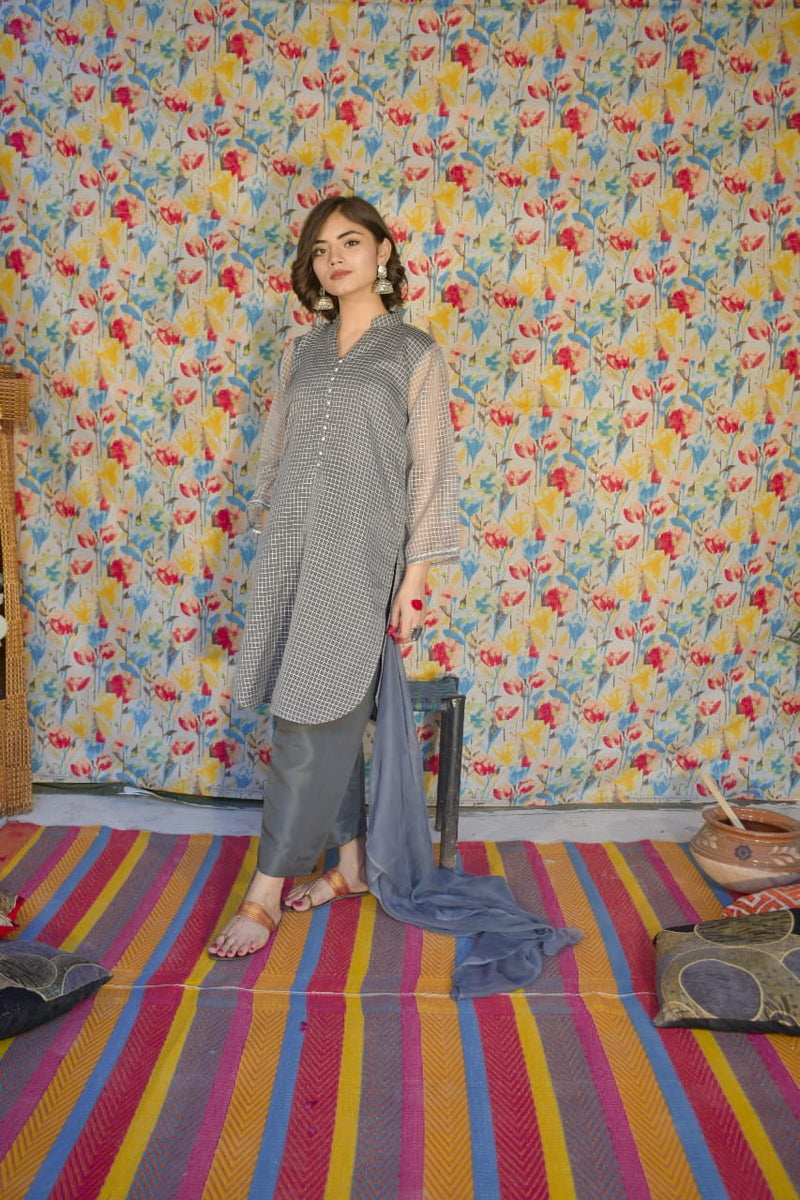 Zehnaseeb 2Pc – Rang Barsay